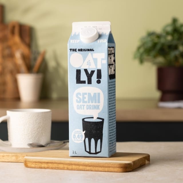 Oatly Oat Drink Whole | 1 Litre | Milk Alternative | McQueens Dairies