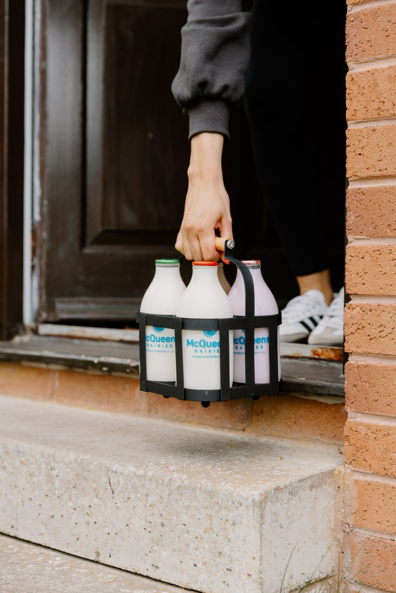 McQueens Milk Bottle Carrier (4 Glass Pints) - McQueens Dairies